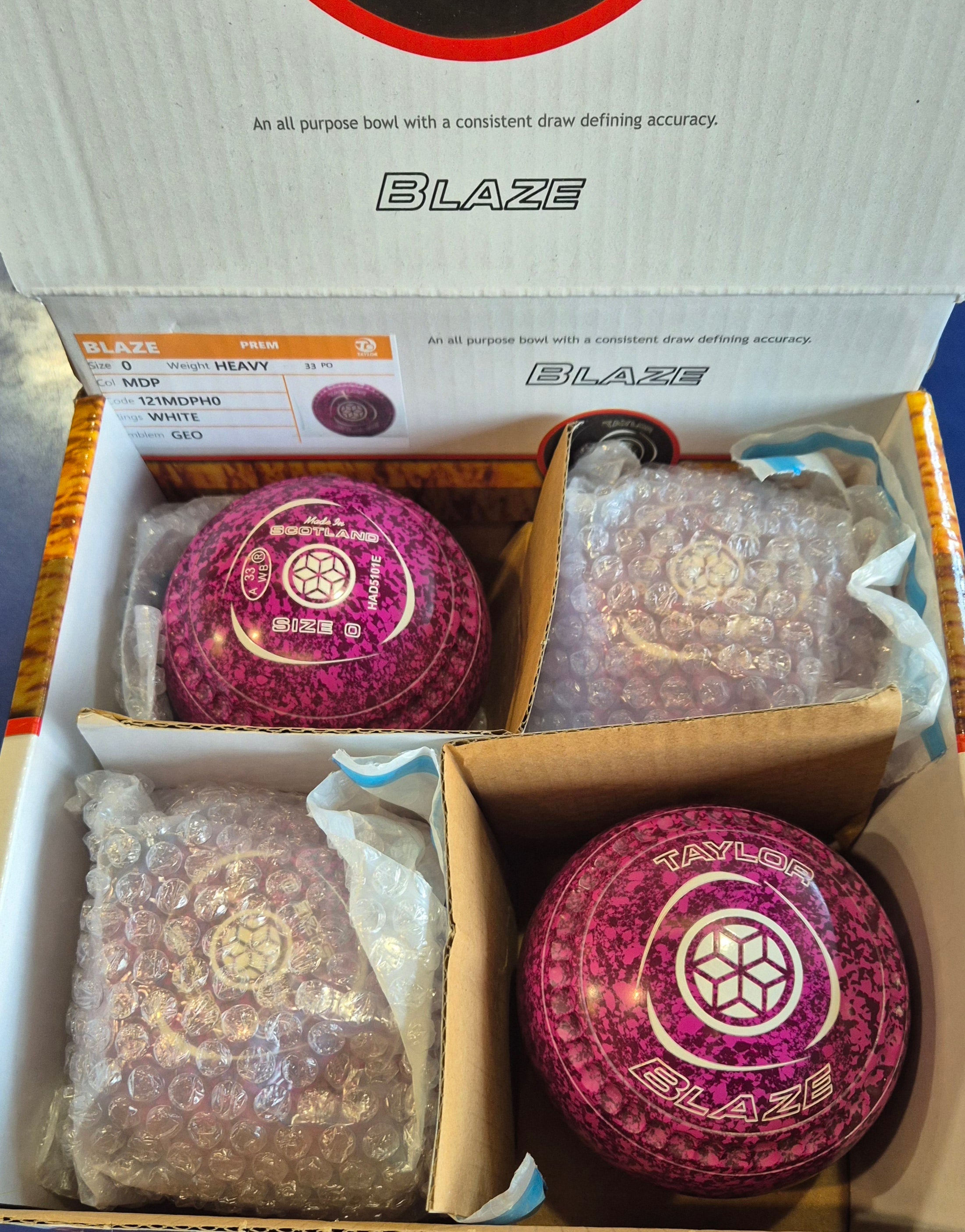 Taylor Blaze Bowls / Size 0H / Raspberry Ripple – Game Set & Match